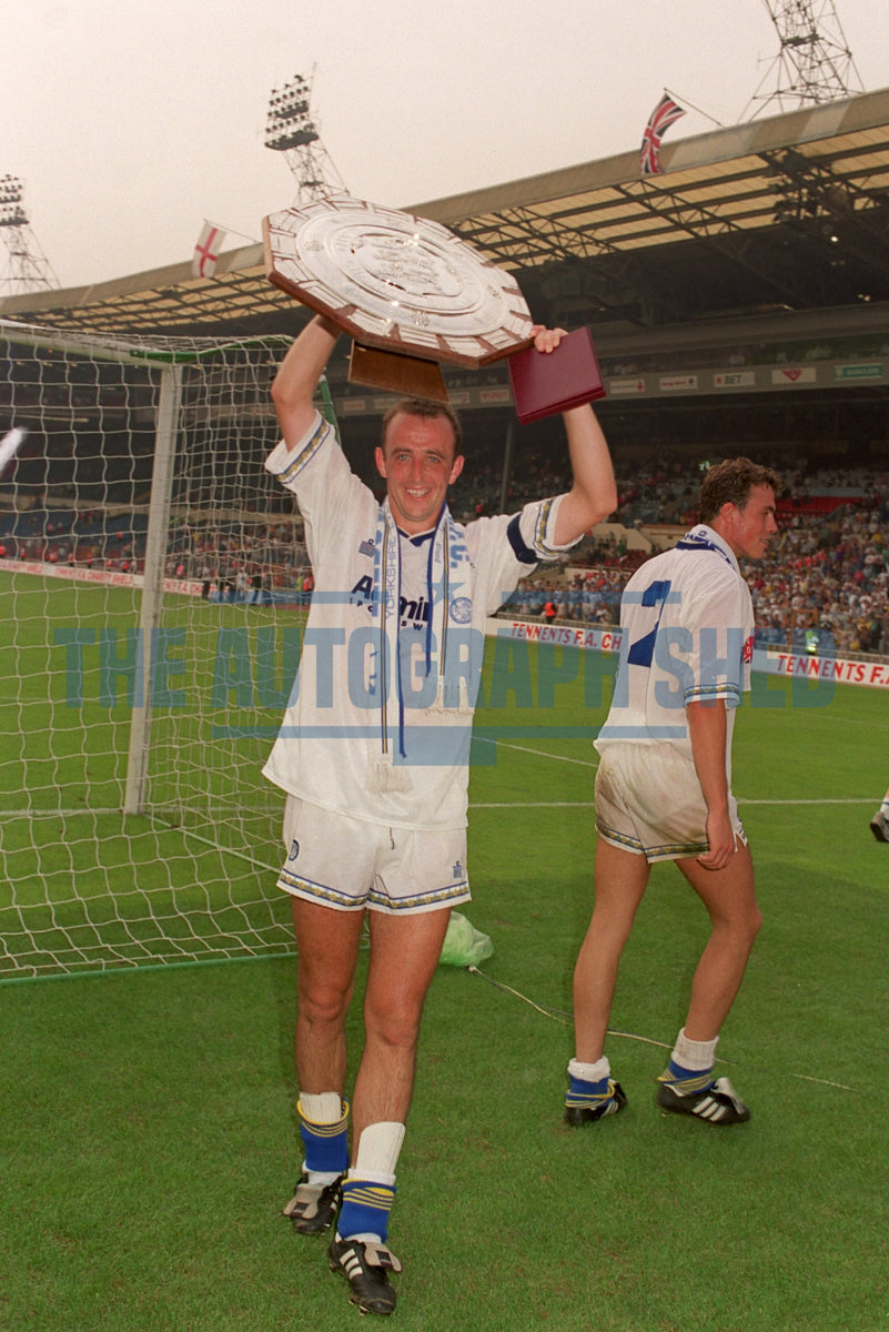 PREORDER Gary McAllister hand signed autographed photo Leeds United 3 ...