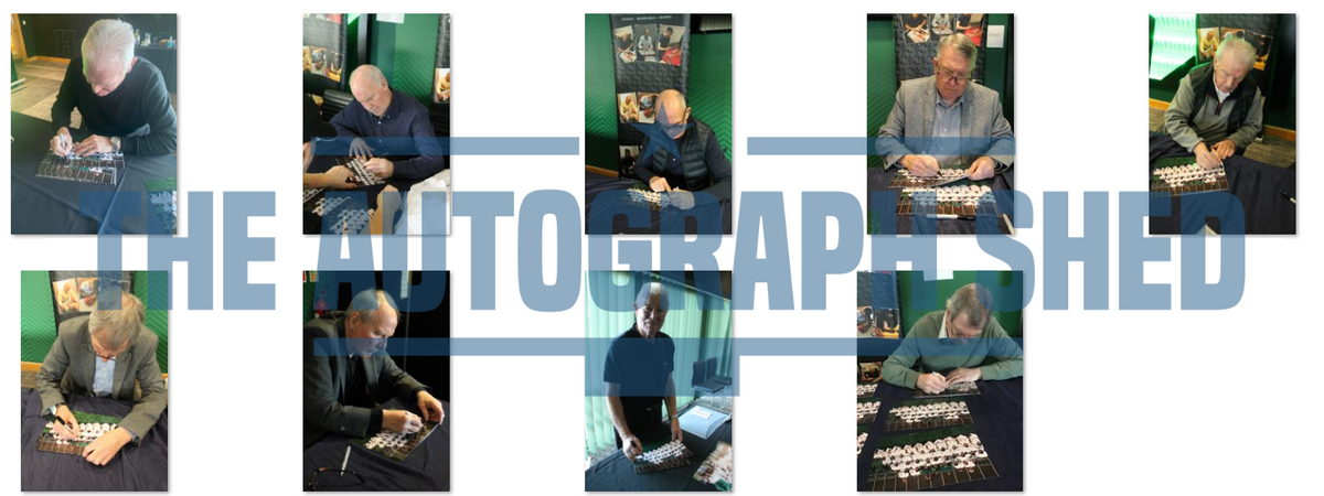 1972 FA Cup multi hand signed squad photo autographed Leeds United ...